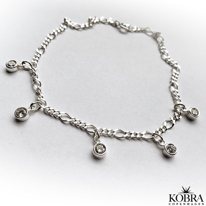 "Sanna" sølv ankelkæde med hvide zirkonia sten - Ankelkæder - KOBRA ...